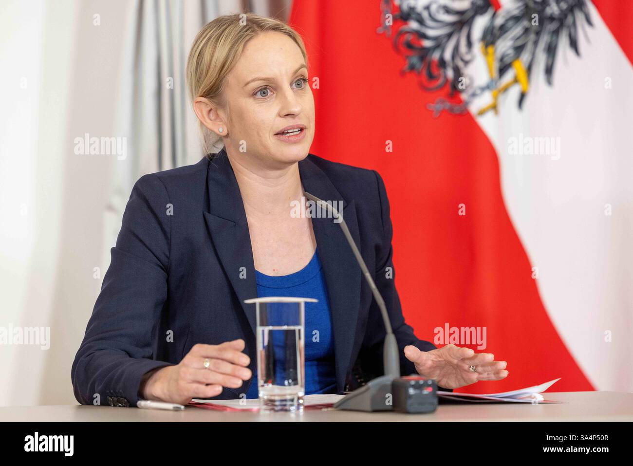 20250319 Doorstep vor und Pressefoyer nach dem Ministerrat der ...