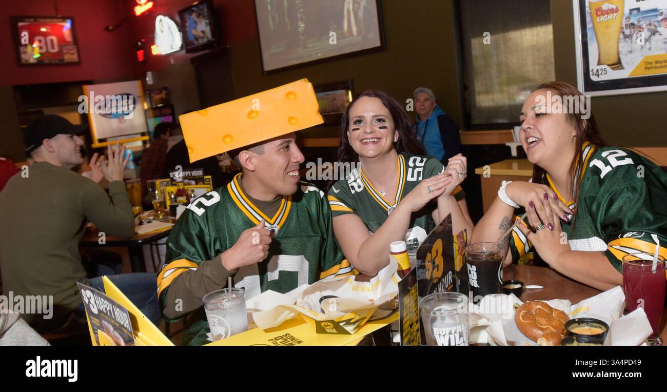 Jan. 18, 2015 - Modesto, California, U.S. - Paul Yankey, his wife ...