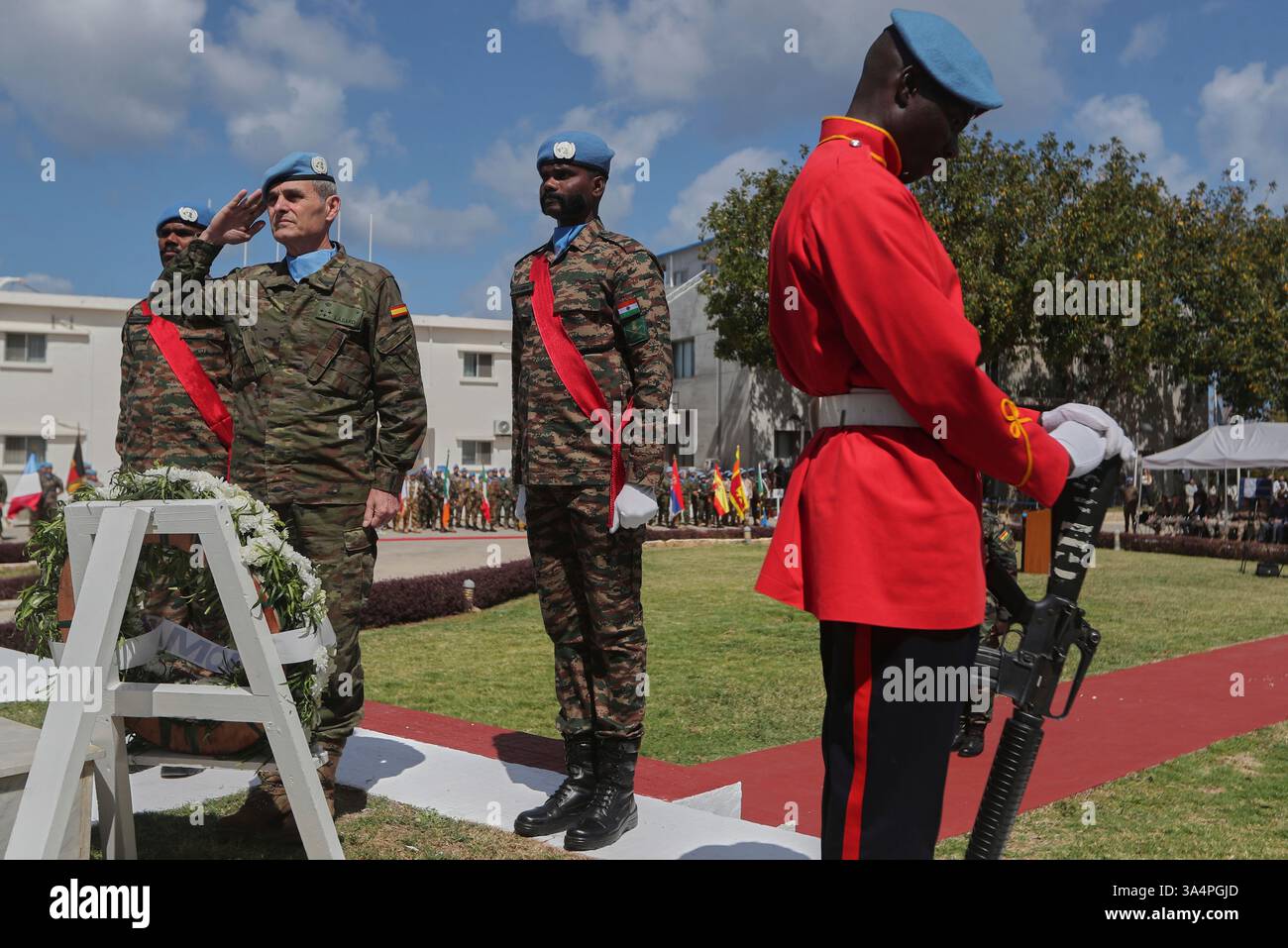 The Head of Mission and Force Commander of the United Nations Interim Force in Lebanon (UNIFIL ...