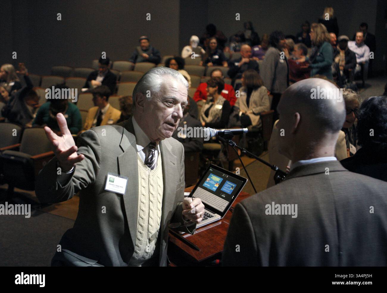 Adverse childhood experiences hi-res stock photography and images - Alamy