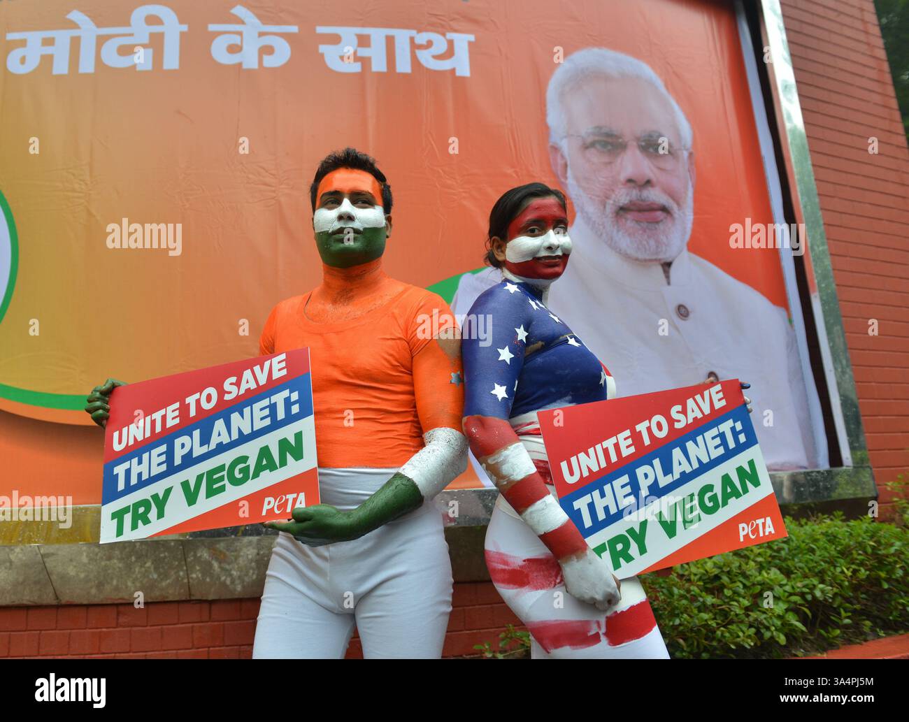 NEW DELHI, INDIAâ€“January 22: PETA members with their bodies painted ...