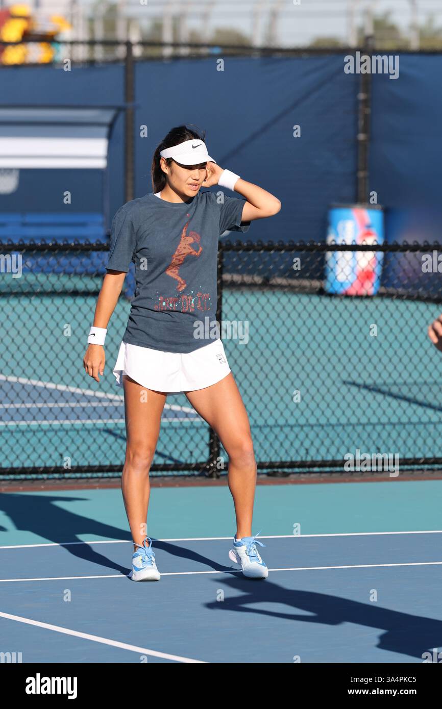 Miami Gardens, Florida, USA. 18th Mar, 2025. Emma Raducanu on Day 1 of ...