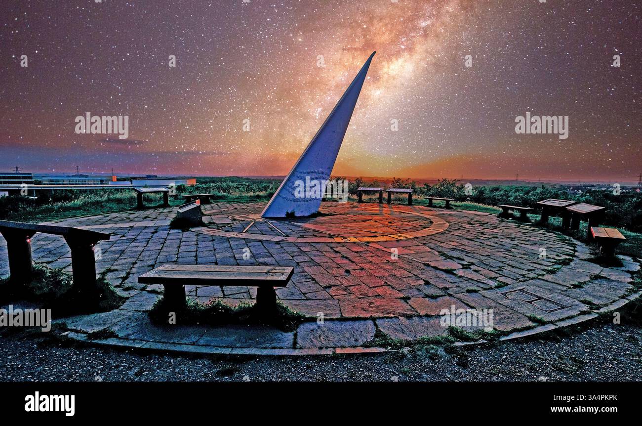 Starry night with the Milky Way at the giant sundial Cobalt Business ...