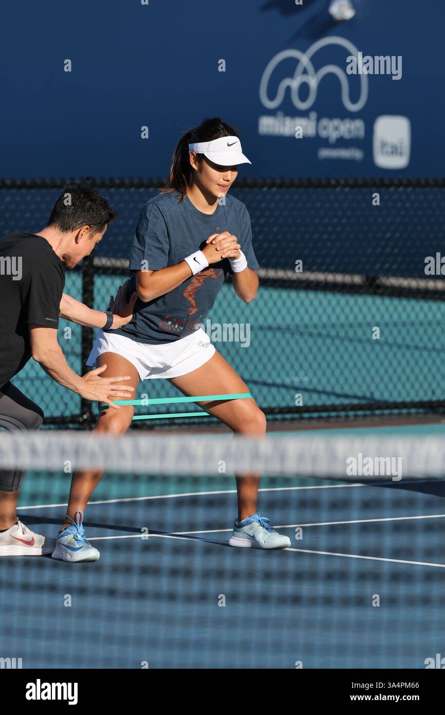 Miami Gardens, Florida, USA. 18th Mar, 2025. Emma Raducanu on Day 1 of ...