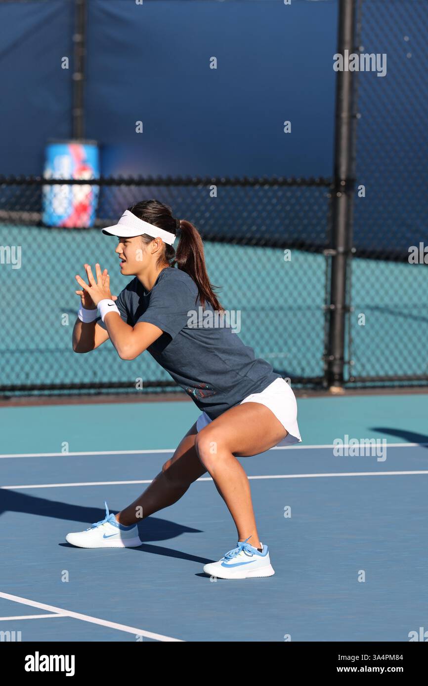 Miami Gardens, Florida, USA. 18th Mar, 2025. Emma Raducanu on Day 1 of ...