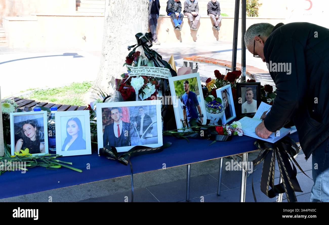 Peopla are paying respect for the victims of Kocani night club fire in ...