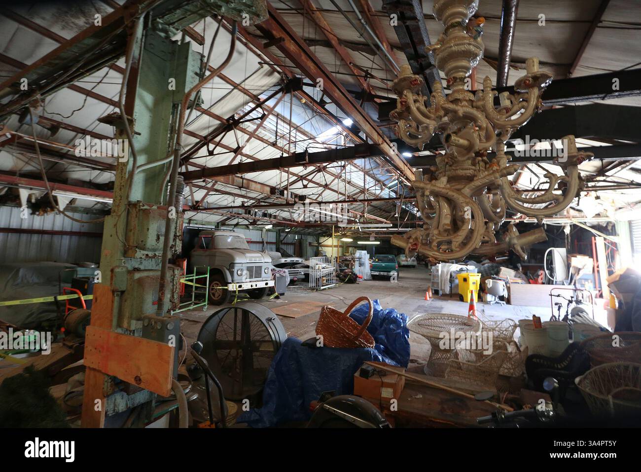 Mark aeling hi-res stock photography and images - Alamy