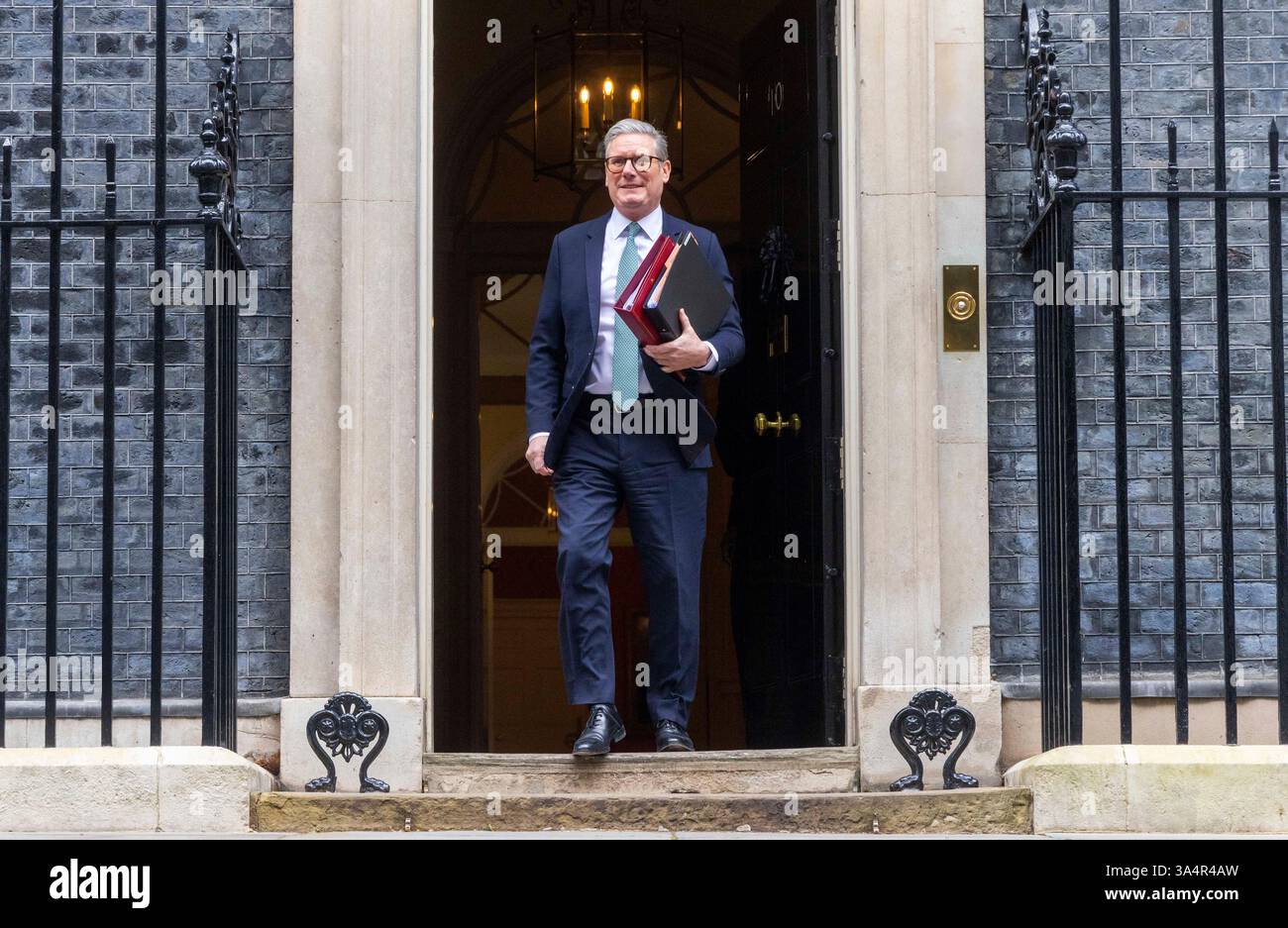 London, UK. 19th Mar, 2025. Prime Minister, Sir Keir Starmer, leaves 10 ...