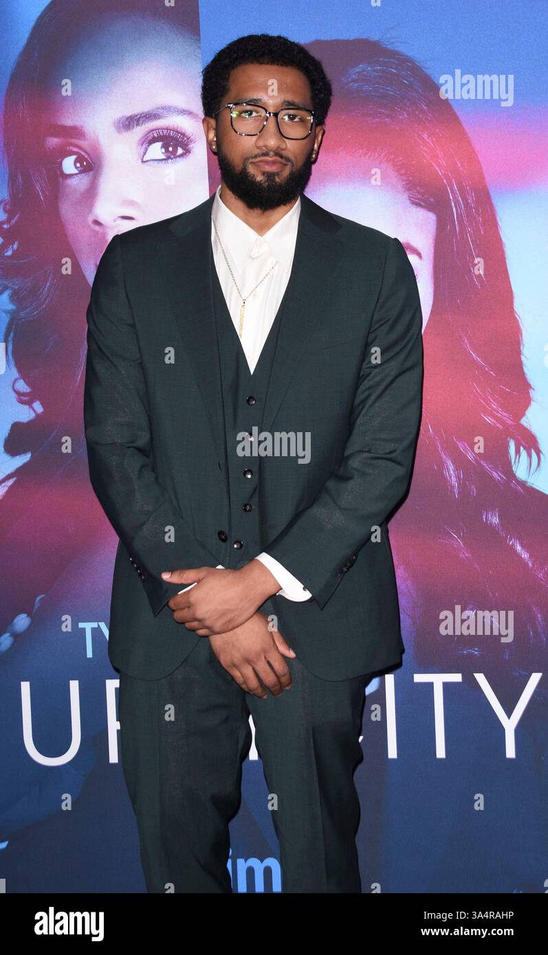 Photo by: Patricia Schlein/STAR MAX/IPx 2025 3/18/25 Darius Dinkins at ...