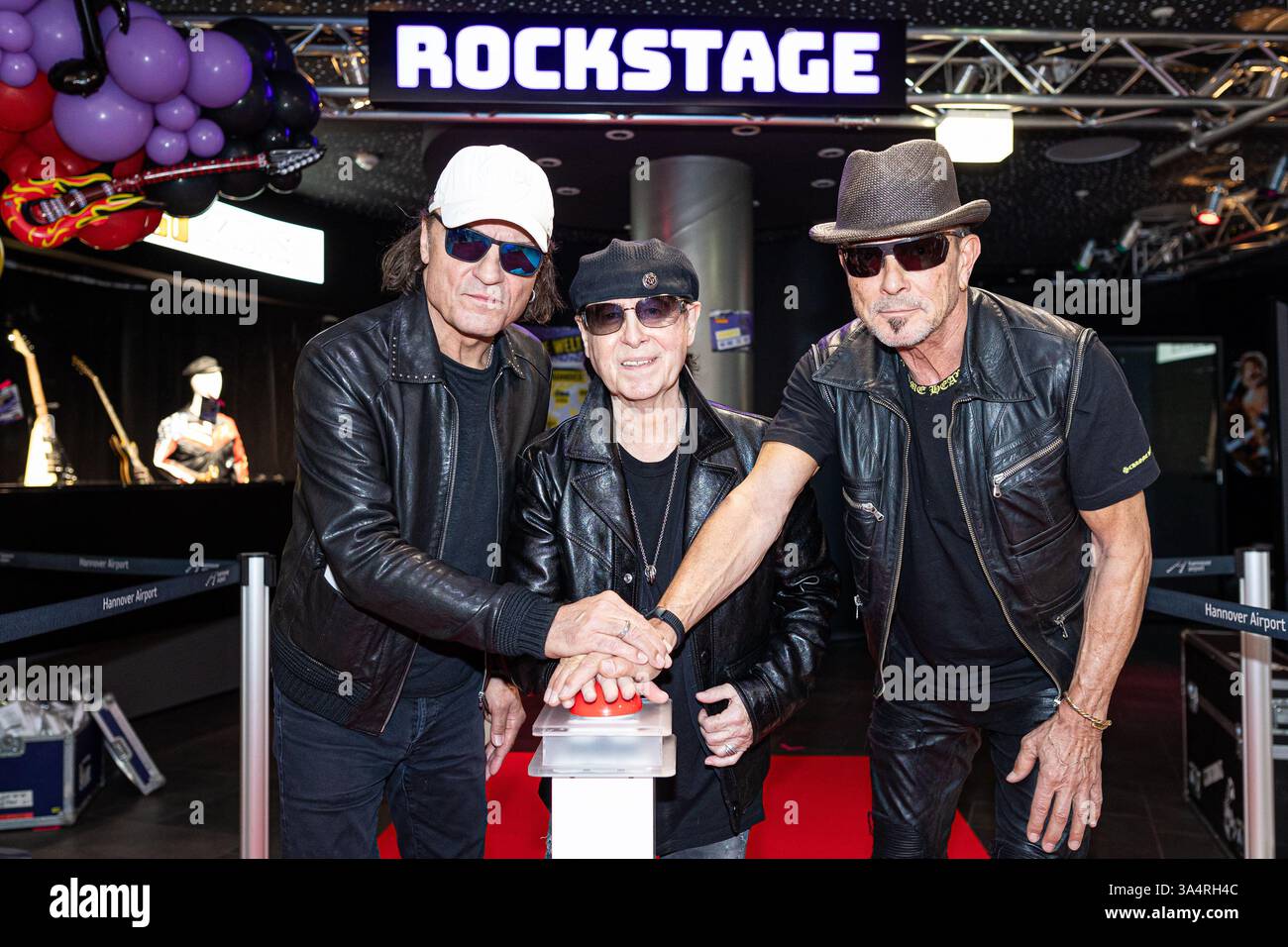Langenhagen, Germany. 19th Mar, 2025. Matthias Jabs (l-r), Klaus Meine ...