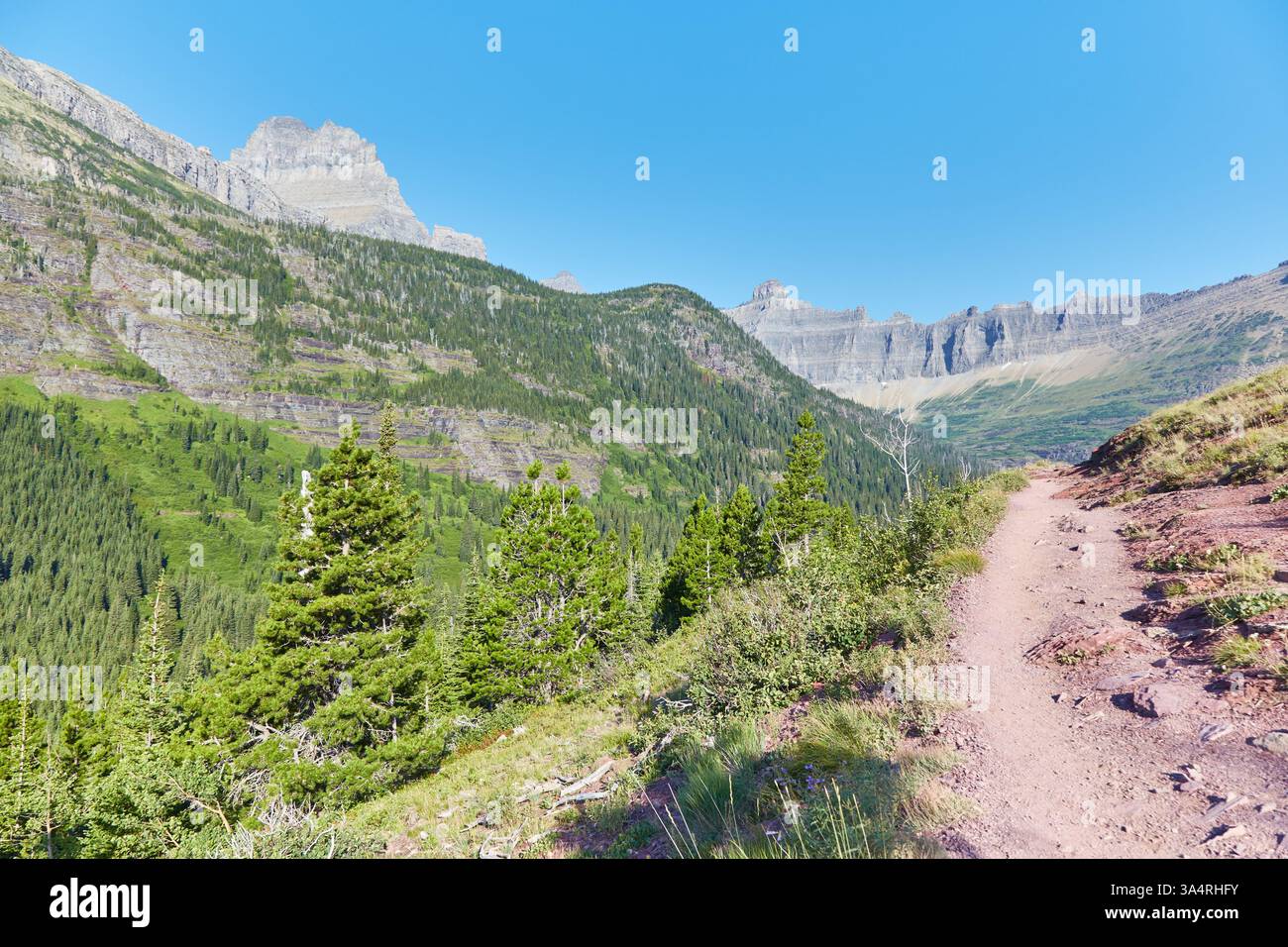 The hike to Iceberg Lake, one of the most popular hikes in Glacier ...
