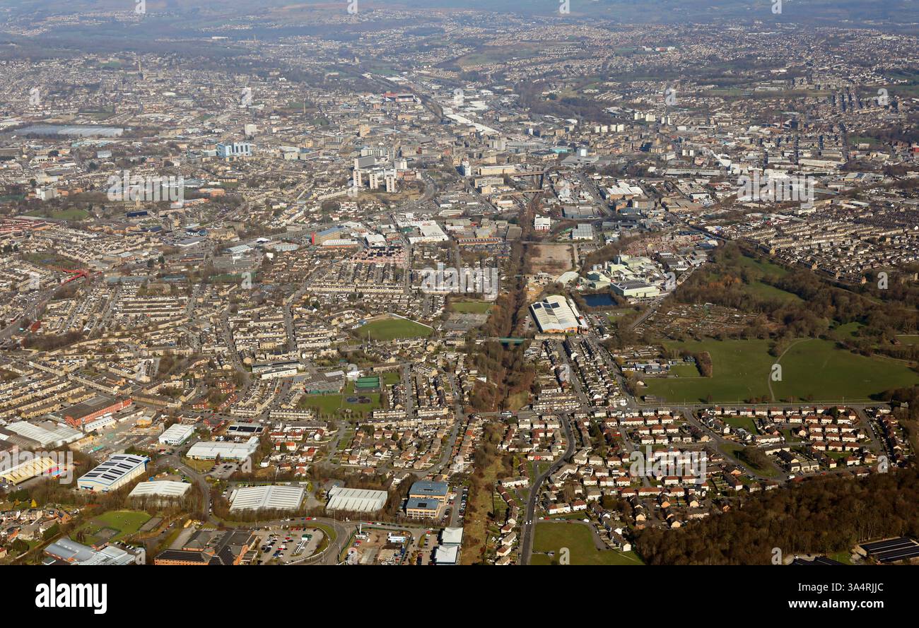 aerial view of Bradford from the South at West Bowling looking North up ...