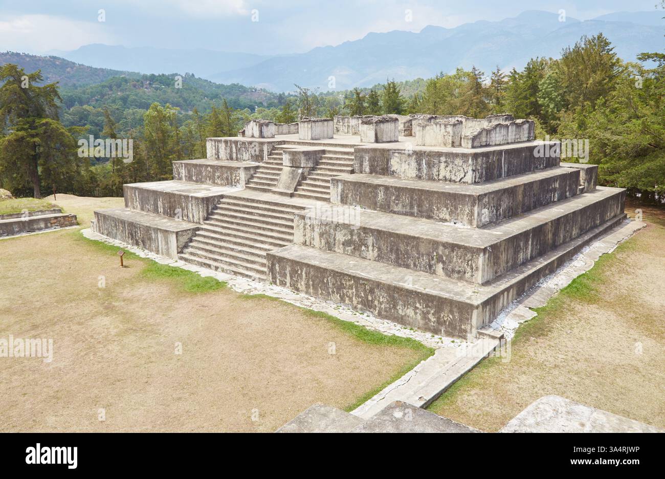 Occupied since the Early Classic Period (250 - 600 AD), Zaculeu was the ...