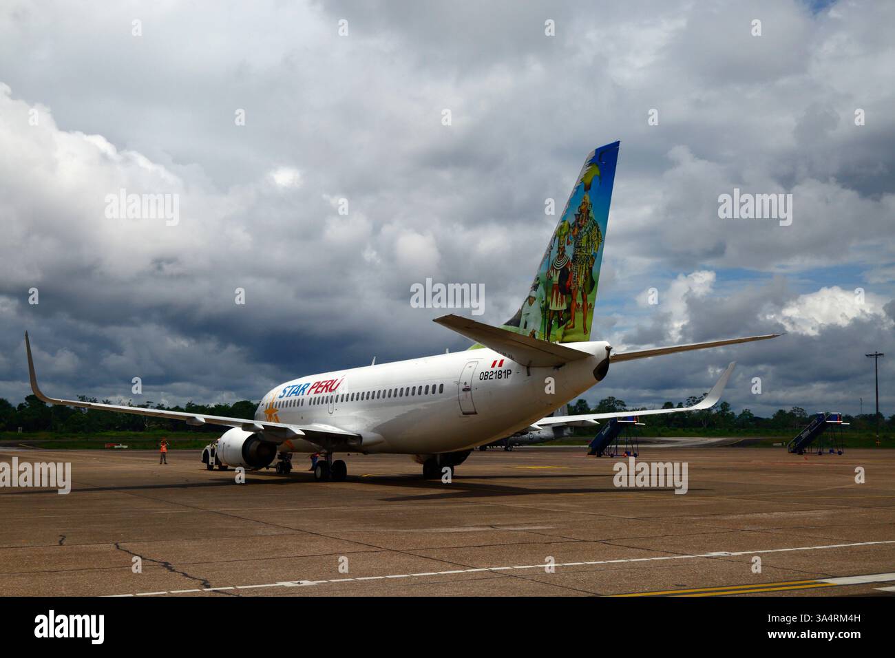 Aerolinea star peru hi-res stock photography and images - Alamy