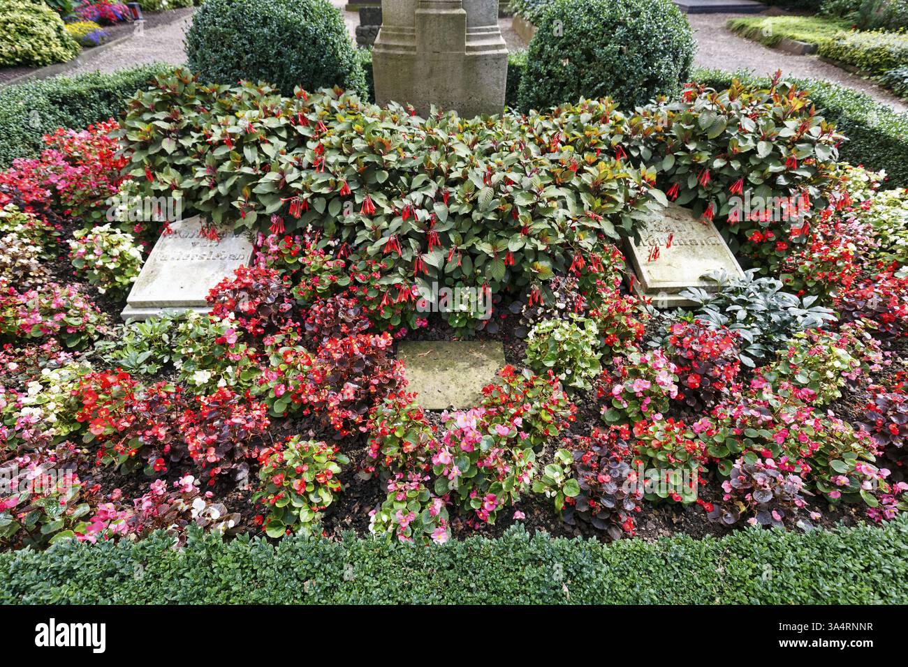 Grave of August Heinrich Hoffmann von Fallersleben and his woman Ida ...