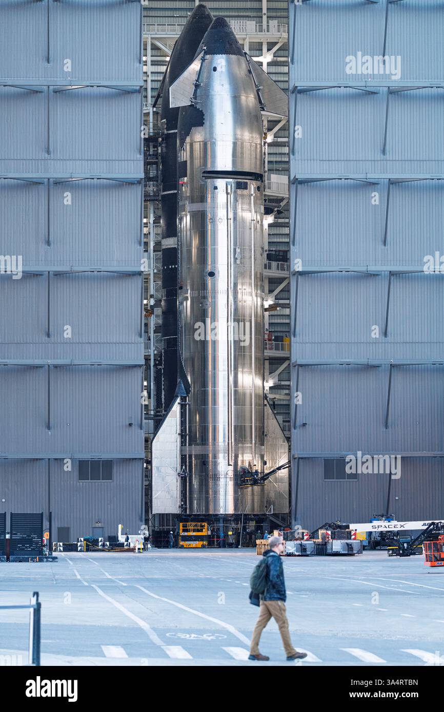 Apollo era successor hi-res stock photography and images - Alamy