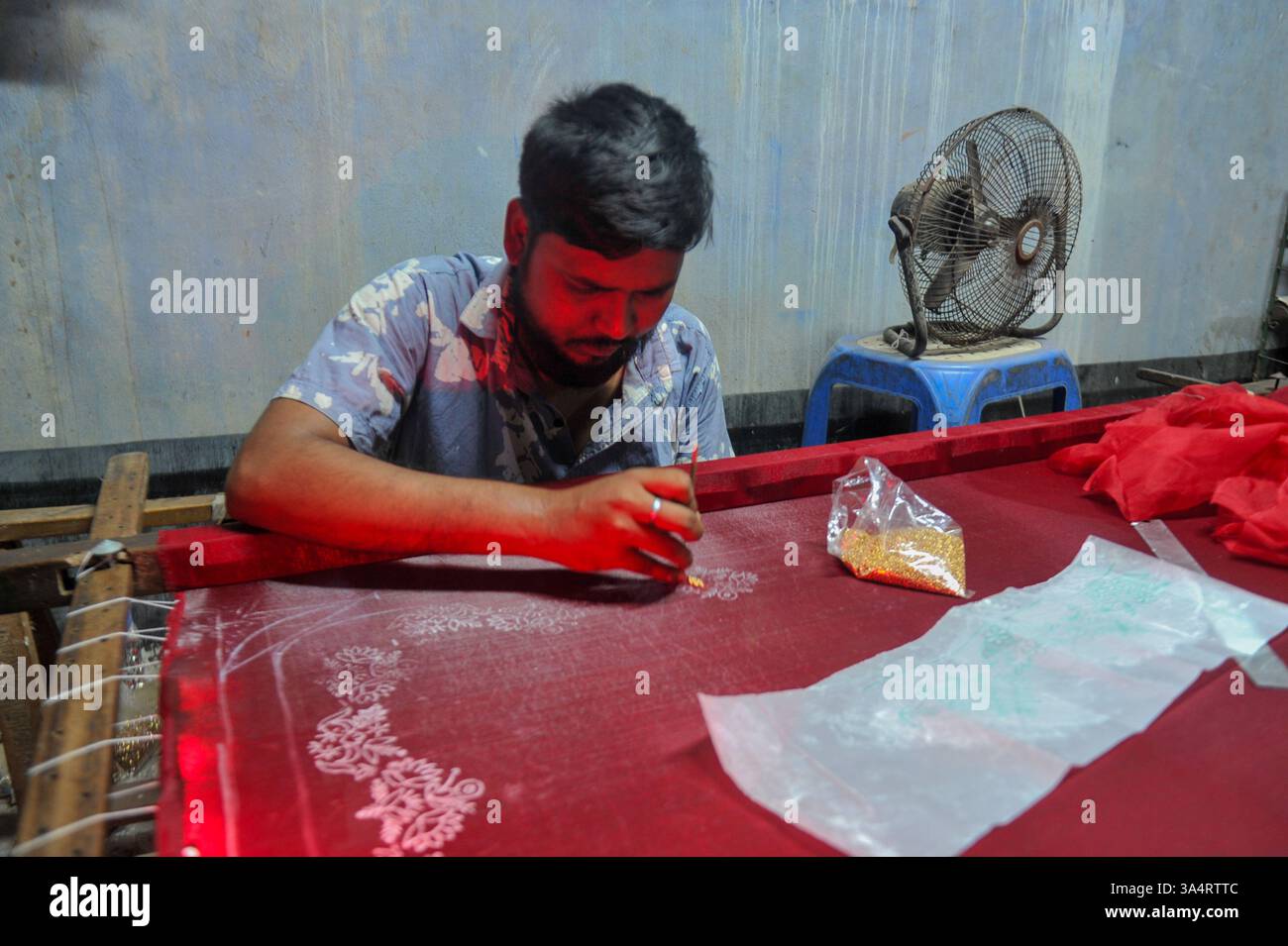 Production 18 march 2025 hi-res stock photography and images - Alamy