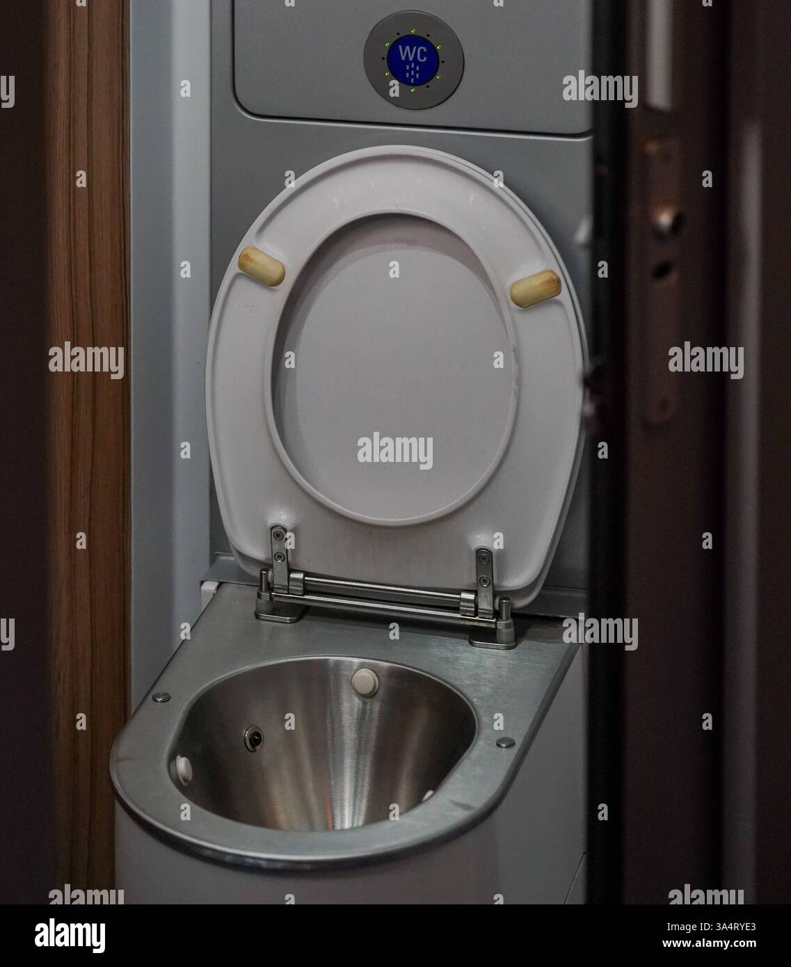 Deutschland, Europa, Zugtoilette, Deutsche Bahn, öffentlicher ...