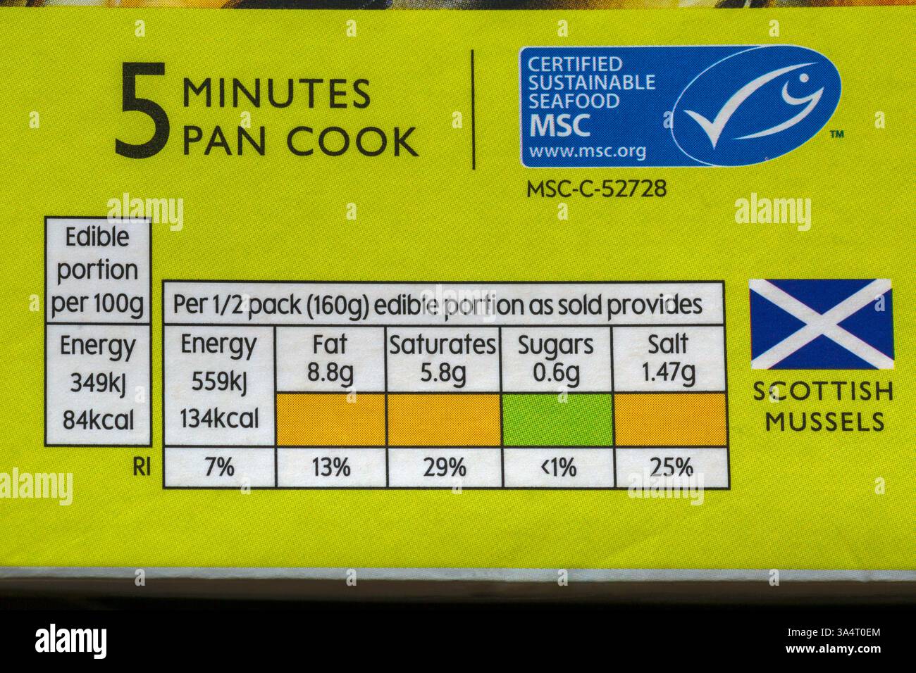 Nutritional information traffic lights system labelling colour coded ...