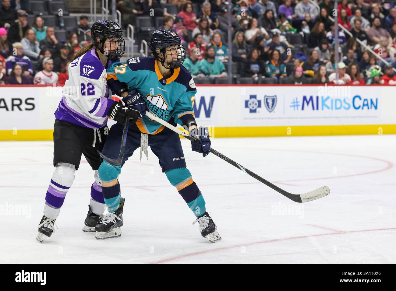 DETROIT, MI - MARCH 16: New York Sirens forward Jade Downie-Landry (27 ...