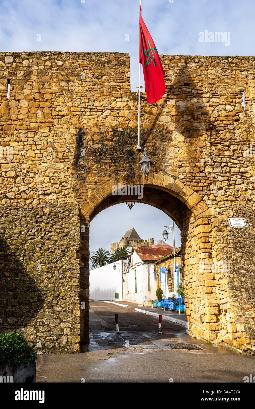 gate of the kasbah (Bab el Kasbah), Asilah, Morocco, North Africa Stock ...