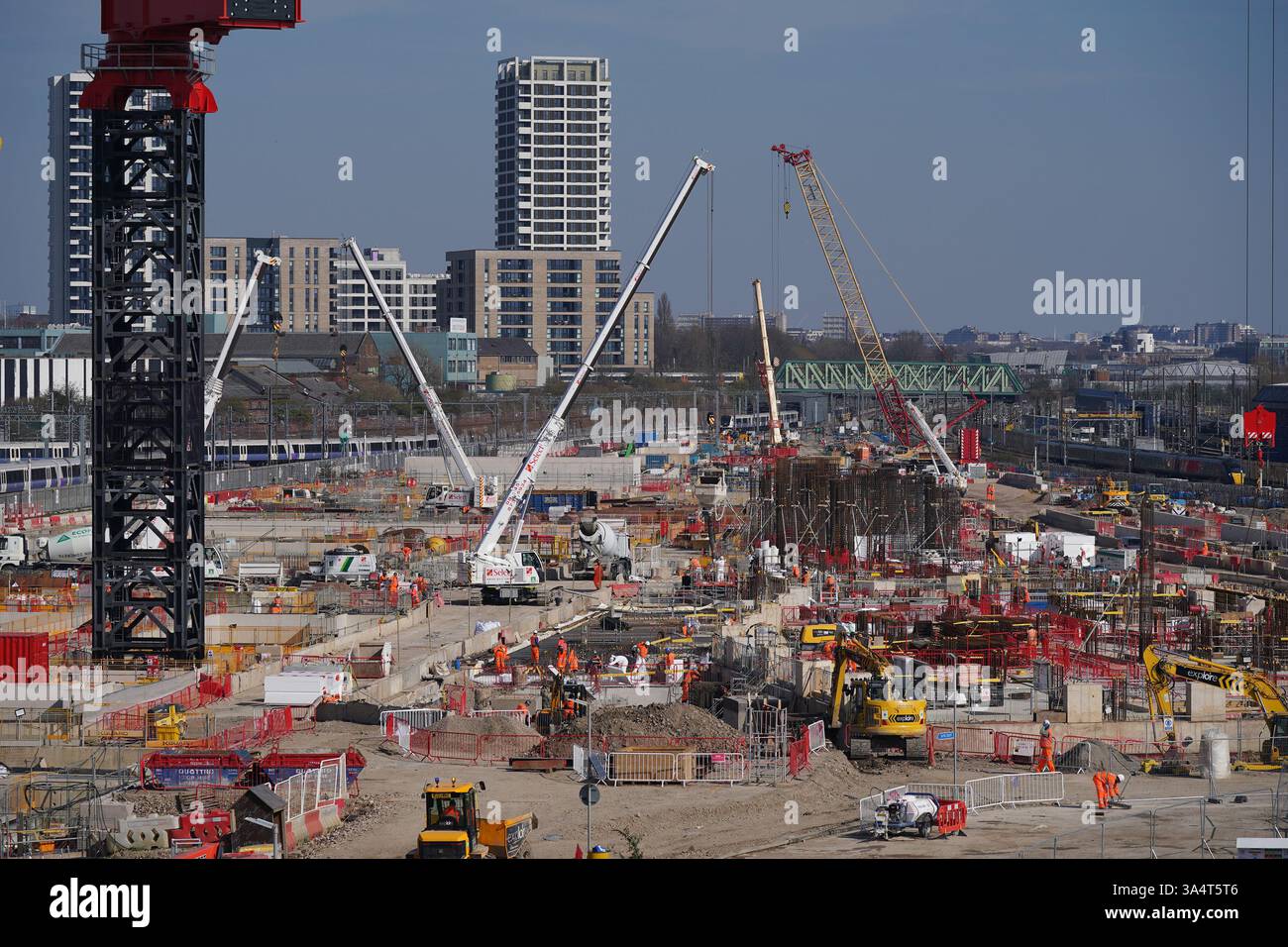 A view of Balfour Beatty Vinci Systra construction work at Old Oak ...