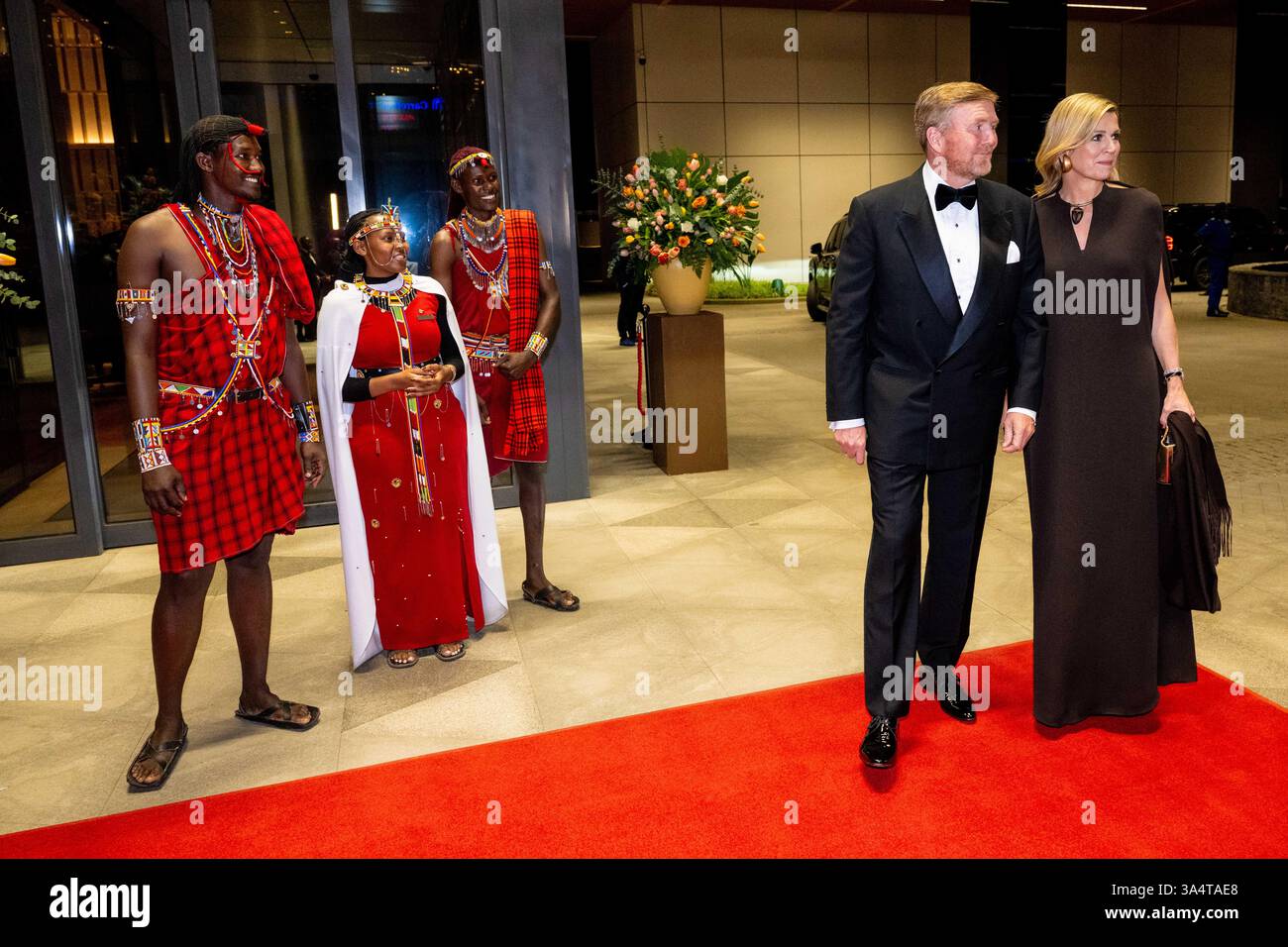 King Willem-Alexander and Queen Maxima at the Contra Performance at JW ...