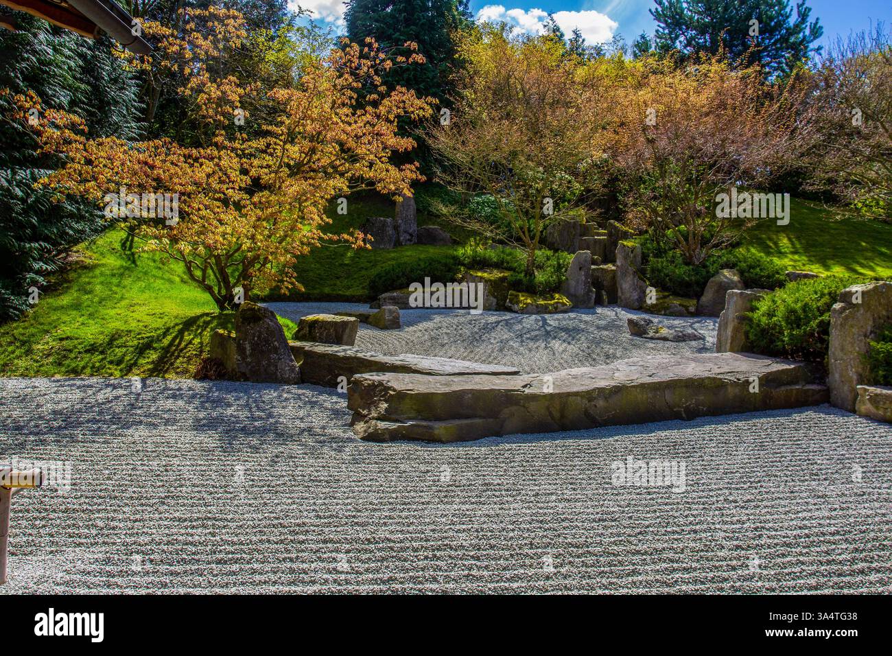 Amazing Japanese dry garden (karesansui) or Japanese rock garden - part ...