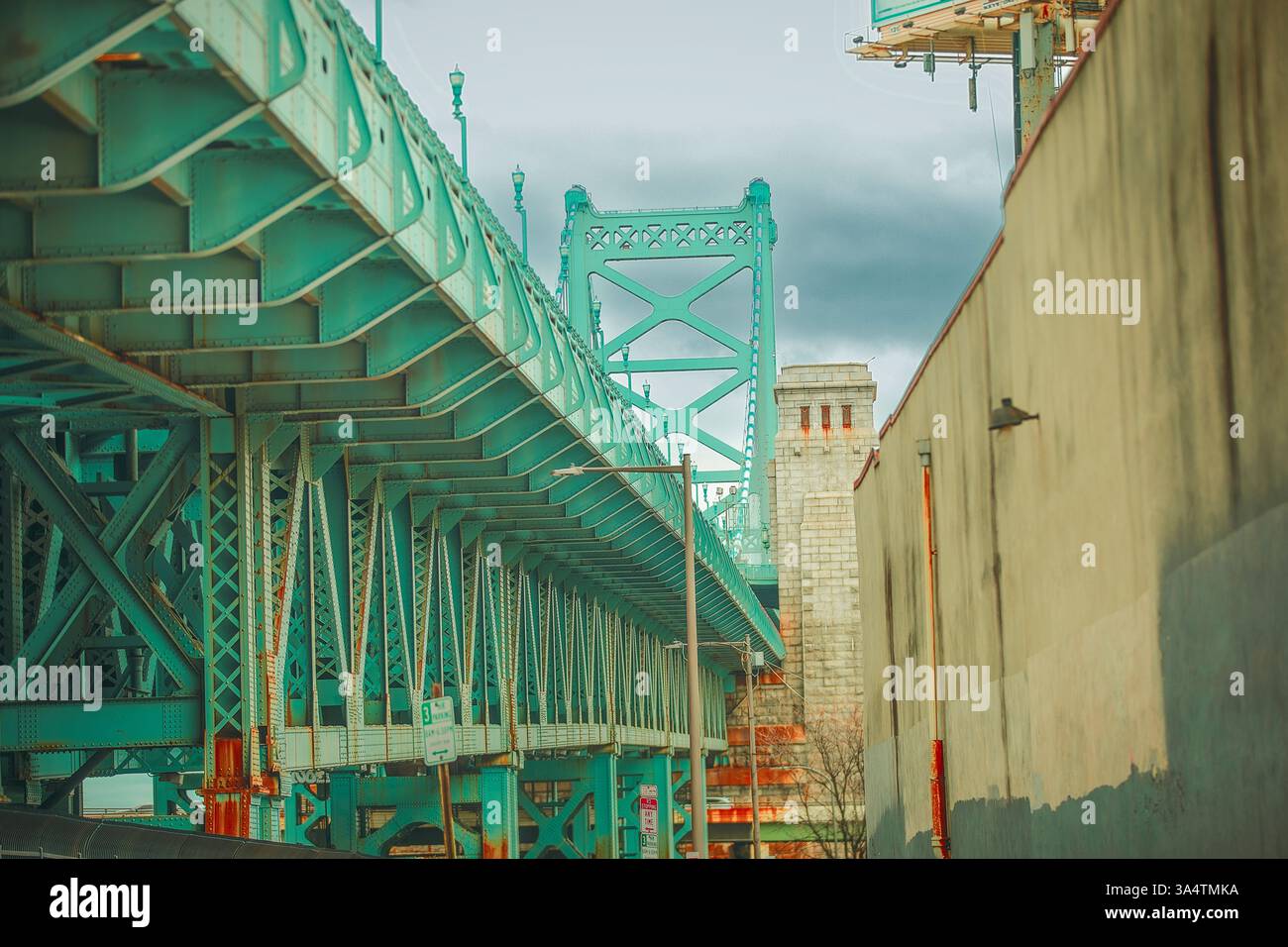 Benjamin Franklin Bridge in Philadelphia, Pennsylvania, USA March 18 ...