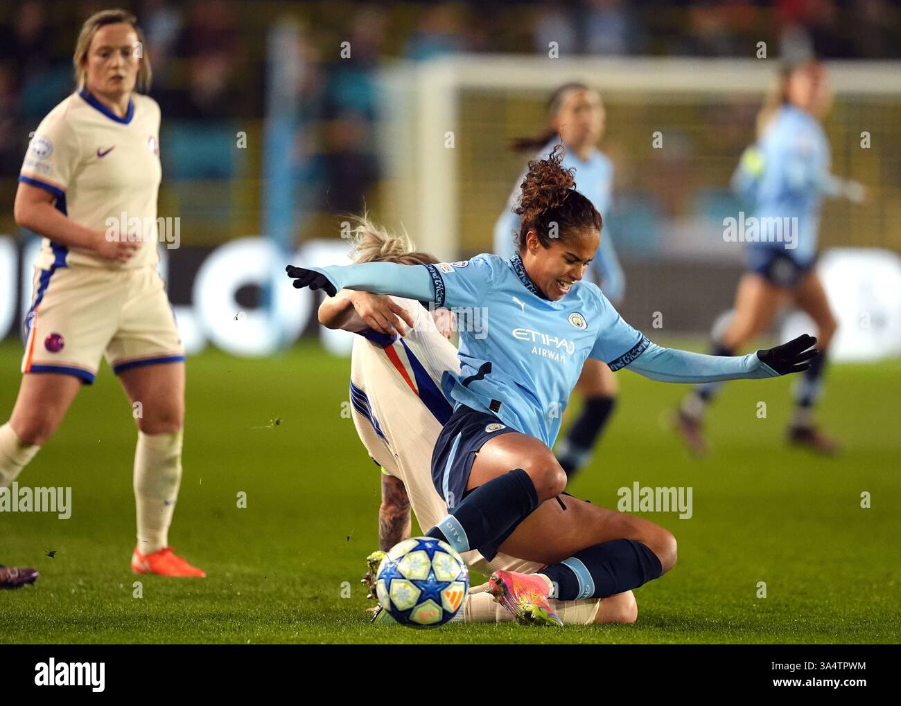 Chelsea's Millie Bright tackles Manchester City's Mary Fowler during ...