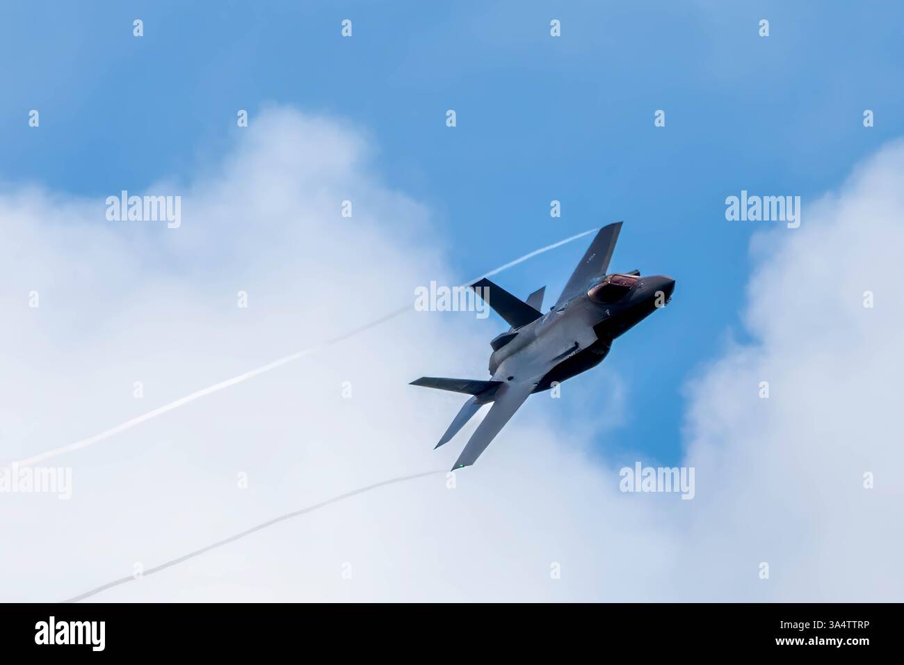 F35 Fighter Jet, Lake District Stock Photo - Alamy