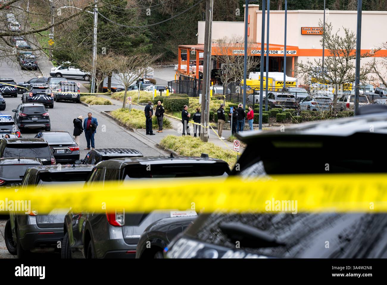 Seattle, USA. 19th Mar 2025. Just after noon a report of an officer ...