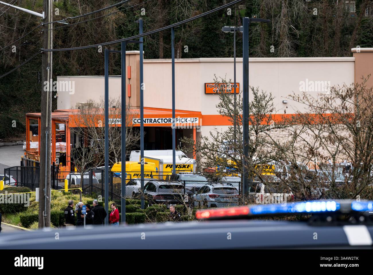 Seattle, USA. 19th Mar 2025. Just after noon a report of an officer ...
