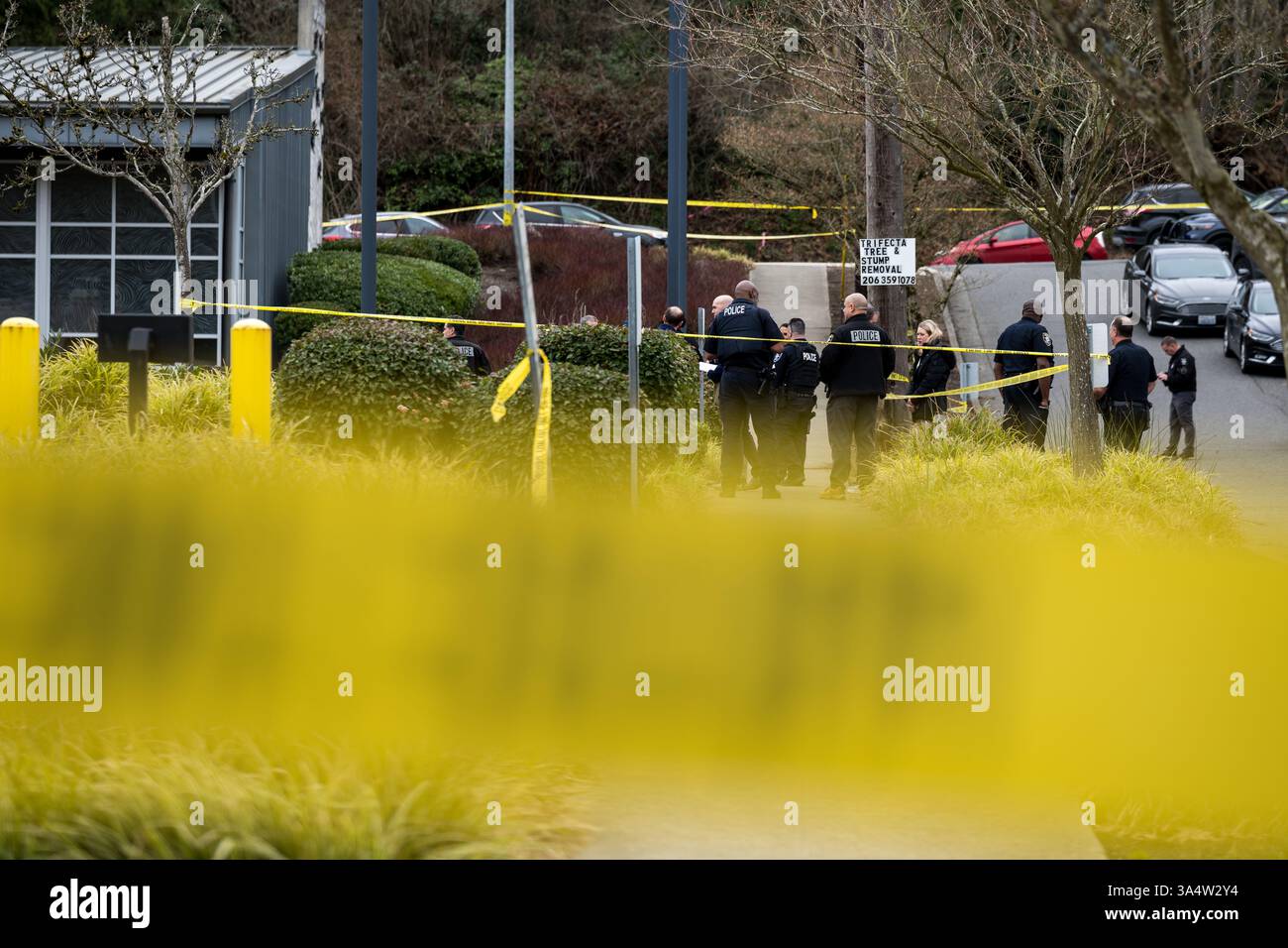 Seattle, USA. 19th Mar 2025. Just after noon a report of an officer ...