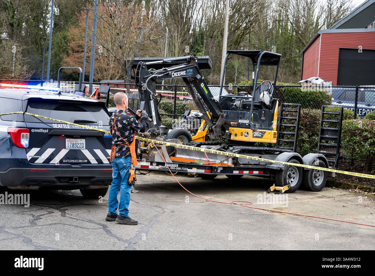 Seattle, USA. 19th Mar 2025. Just after noon a report of an officer ...