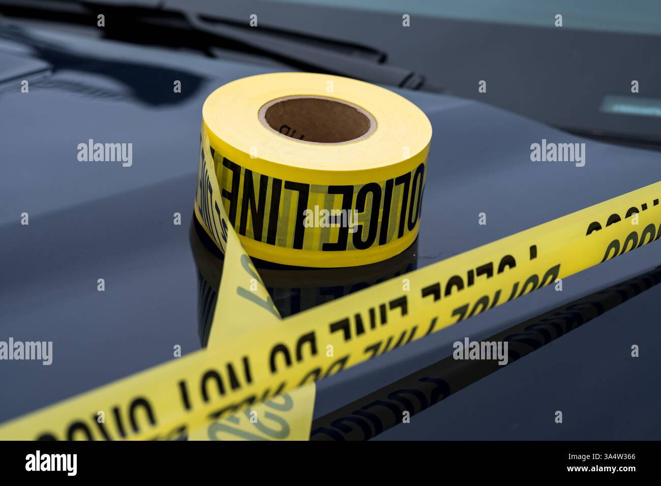 Seattle, USA. 19th Mar 2025. Just after noon a report of an officer ...