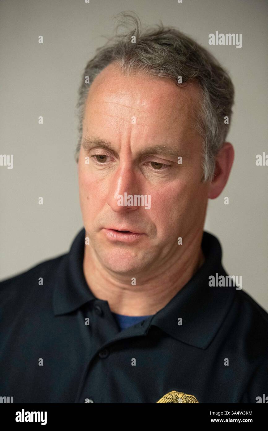 South texas immigration holding center hi-res stock photography and ...