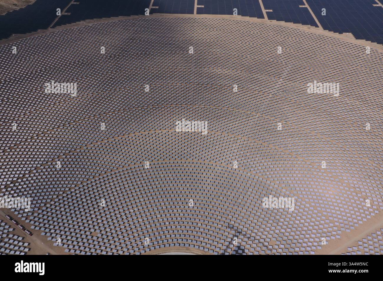 HAINAN, CHINA - MARCH 19, 2025 - Aerial photo shows the Gonghe 50MW ...
