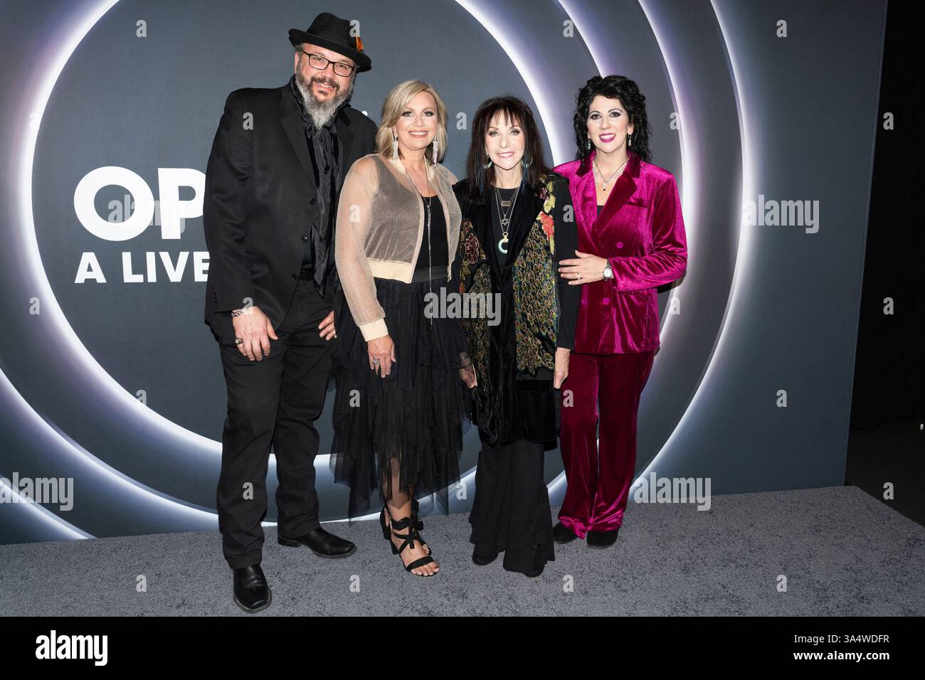 Ben Isaacs, from left, Sonya Isaacs, Lily Isaacs and Becky Isaacs of ...