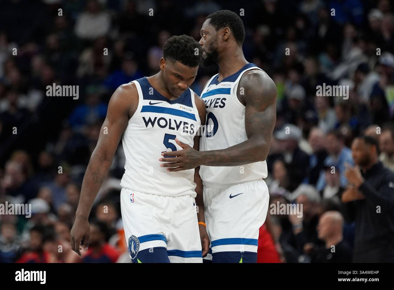 Minnesota Timberwolves guard Anthony Edwards (5) and forward Julius ...