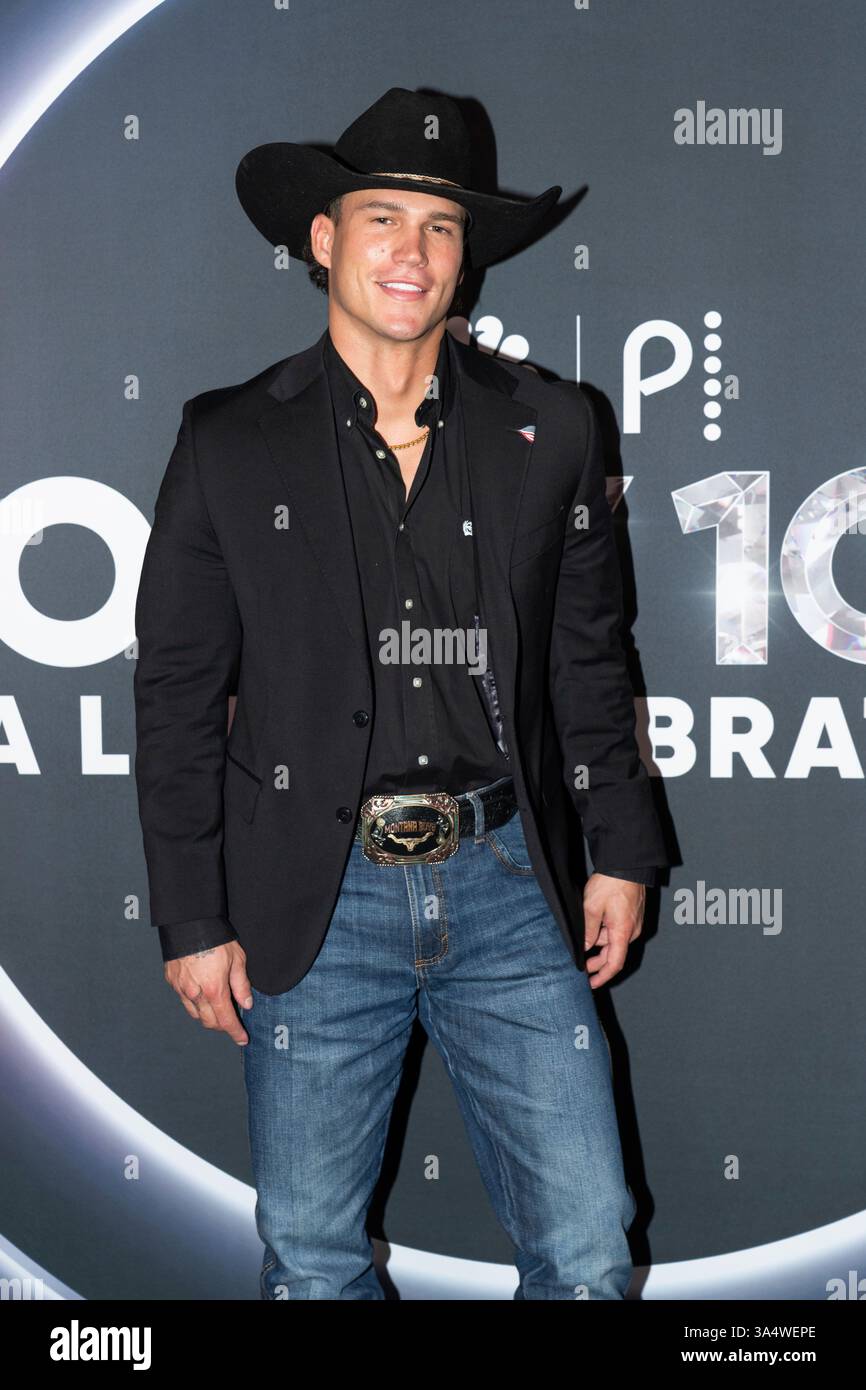 Mark Estes arrives at "Opry 100: A Live Celebration" on Wednesday ...