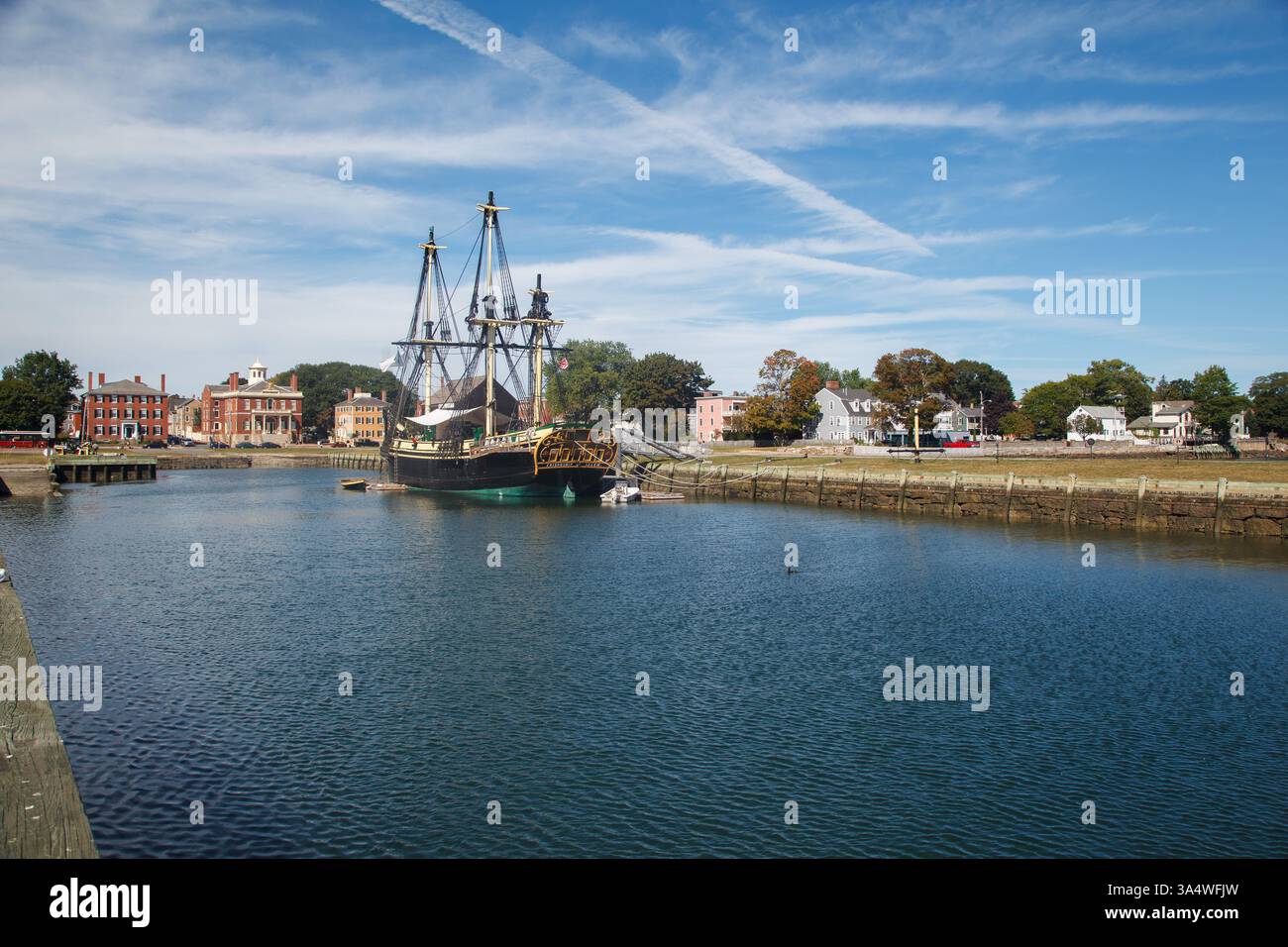 The Friendship of Salem replica of a sailign boat in Salem ...