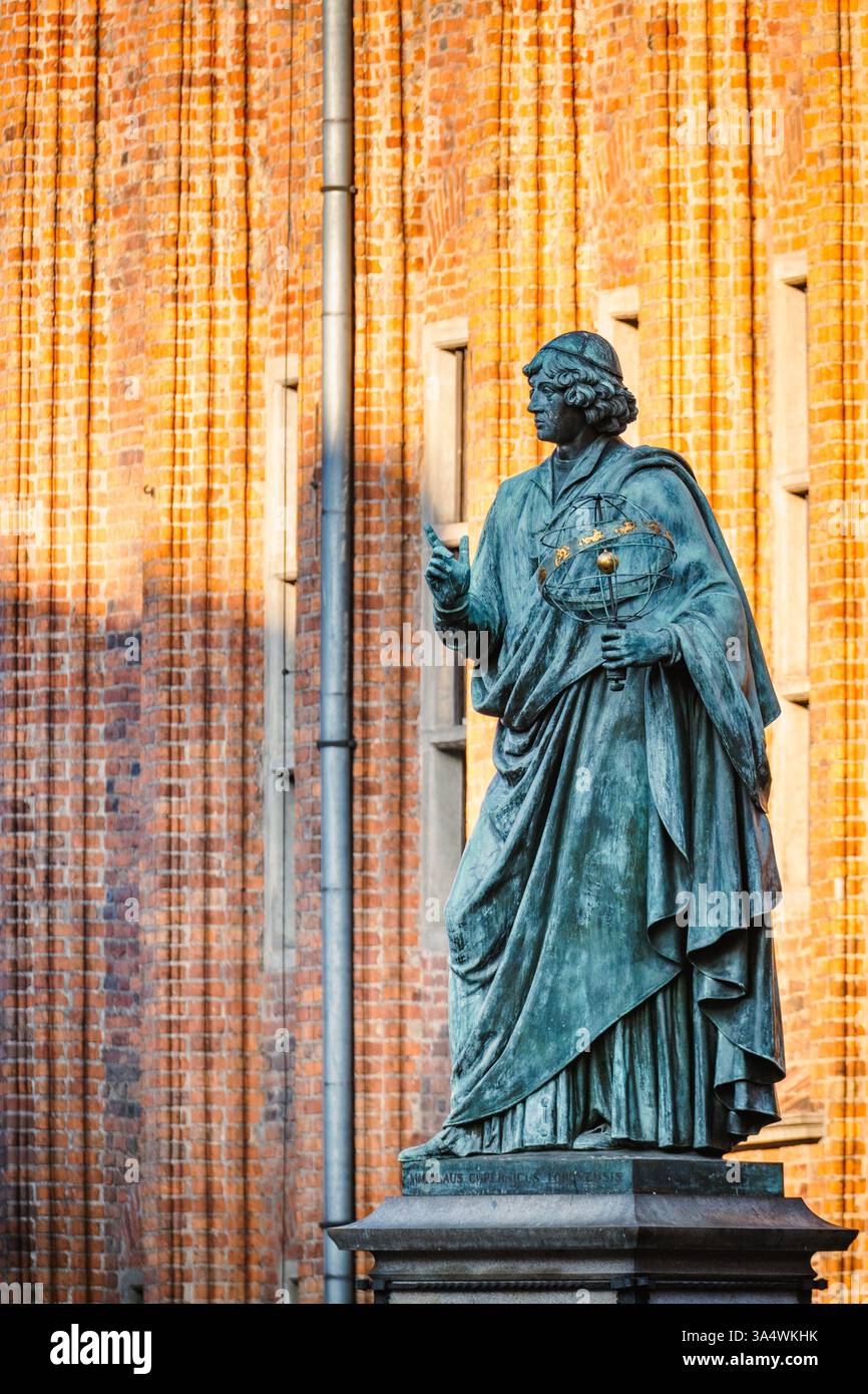 the Nicolaus Copernicus Monument in Torun's market square, a UNESCO ...