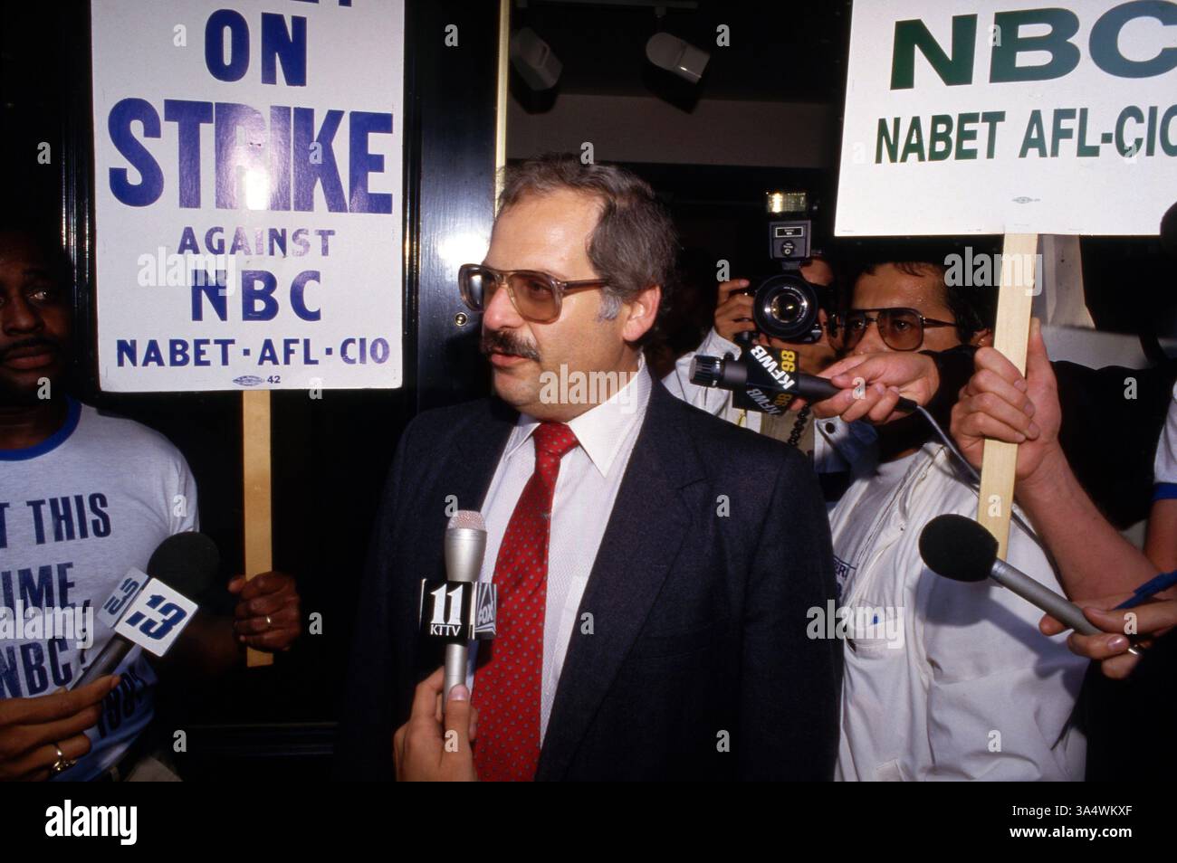 Peter Holm's lawyer, Frank Steinschreiber seen at former home with Joan ...
