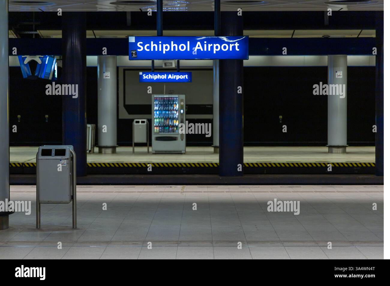 Train Station Schiphol Airport Amsterdam Stock Photo - Alamy