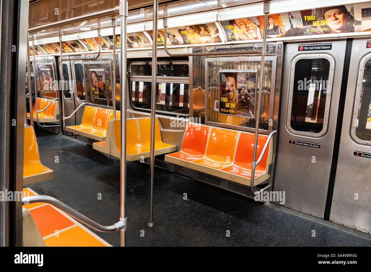 R86 train model hi-res stock photography and images - Alamy