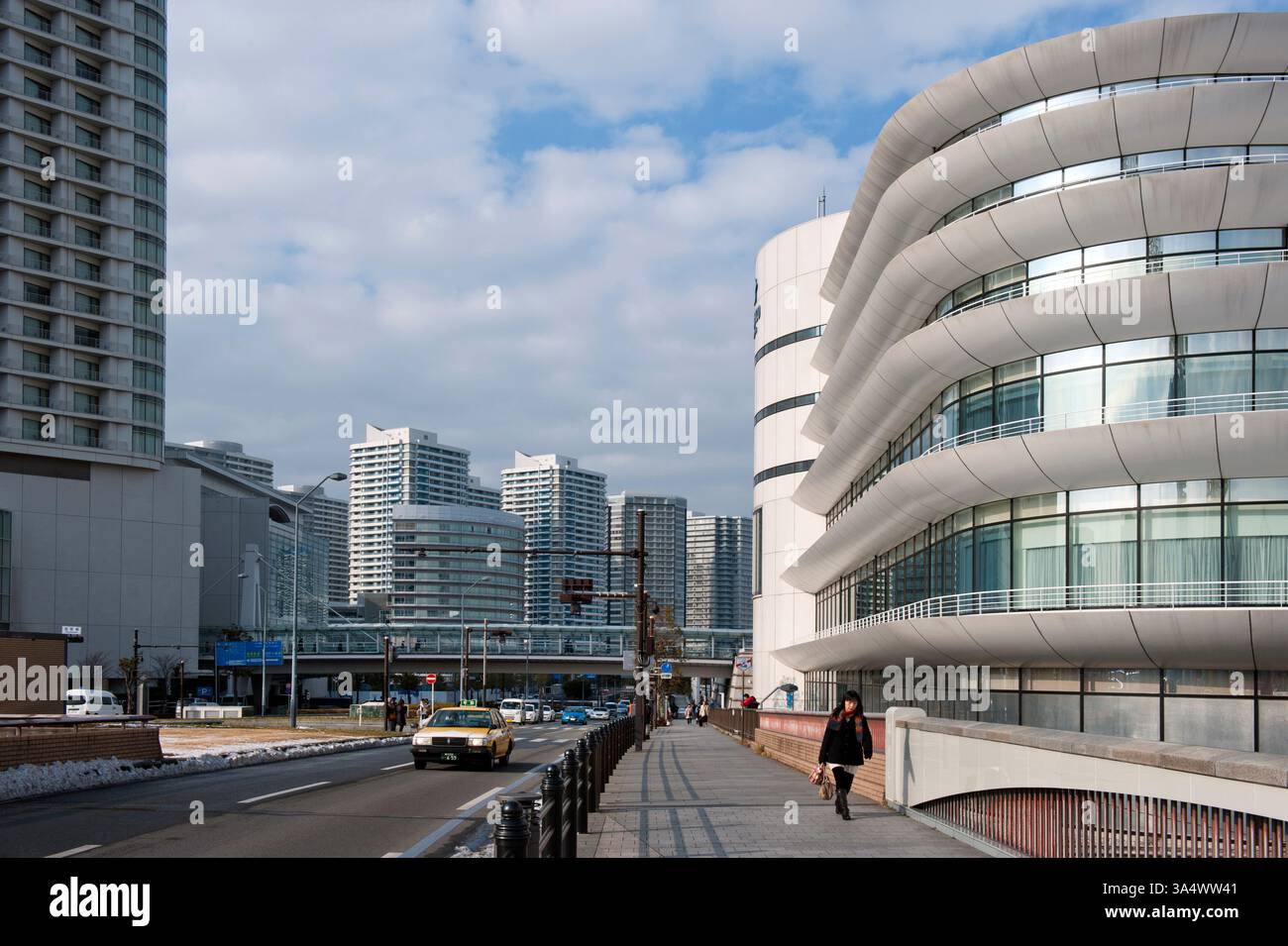Kokusai odori hi-res stock photography and images - Alamy