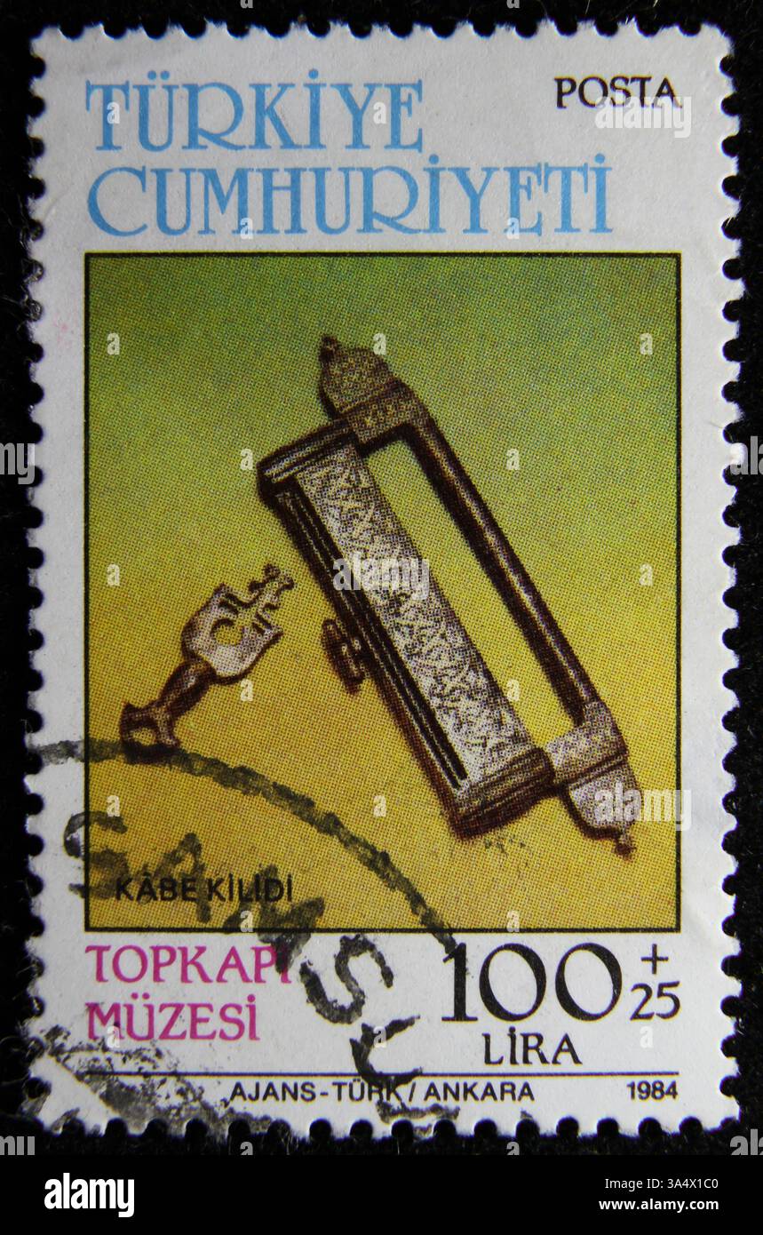 ISTANBUL, TURKEY - DECEMBER 26, 2020: Turkish stamp shows Topkapi ...