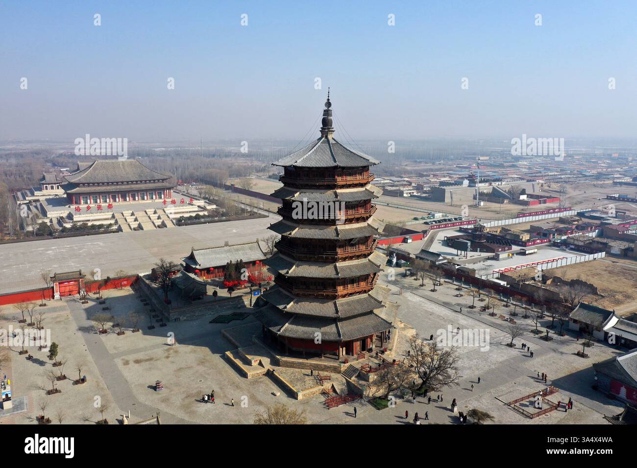 (250320) -- YINGXIAN, March 20, 2025 (Xinhua) -- An aerial drone photo ...