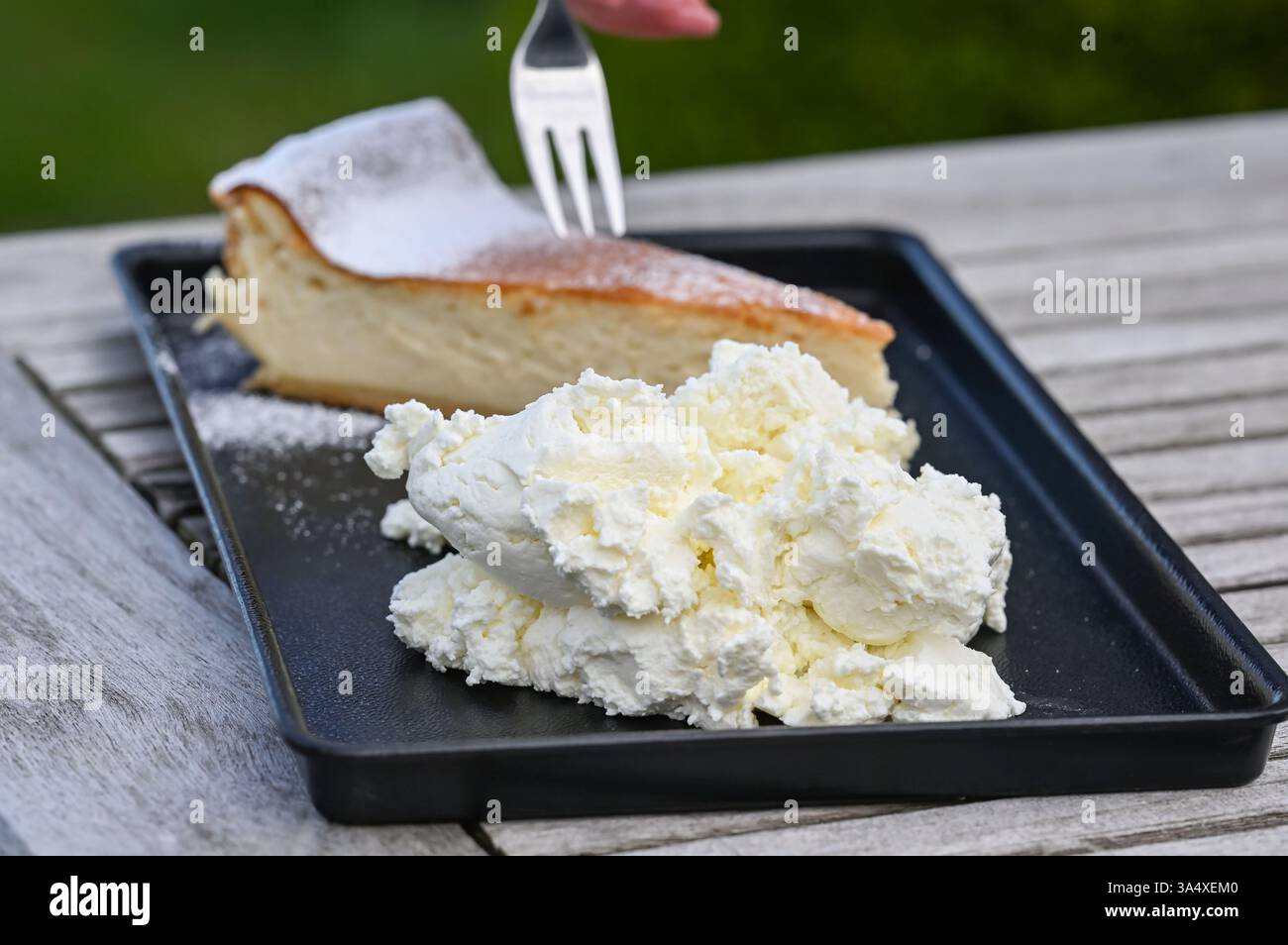 PRODUCTION - 20 March 2025, Baden-Württemberg, Karlsruhe: At Backlädle ...